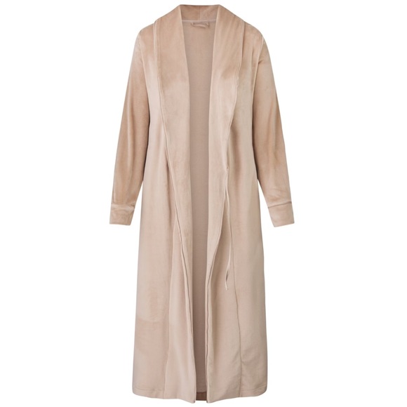 SKIMS | Intimates & Sleepwear | Skims Limited Edition Velour Long Robe ...
